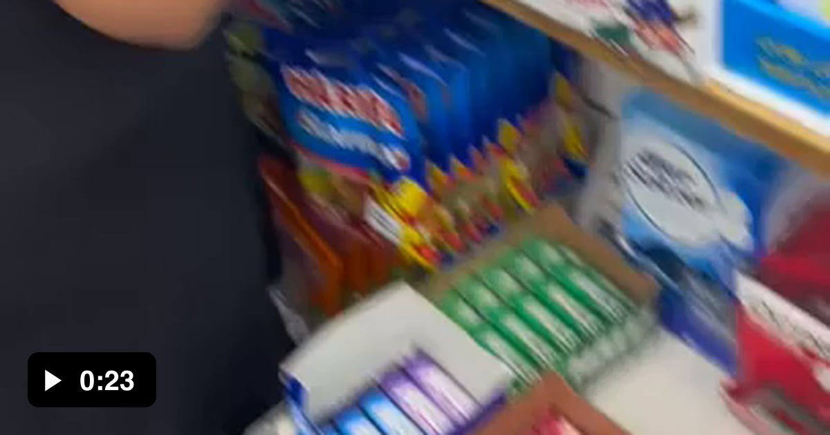 Lady upset at the store clerk. - 9GAG
