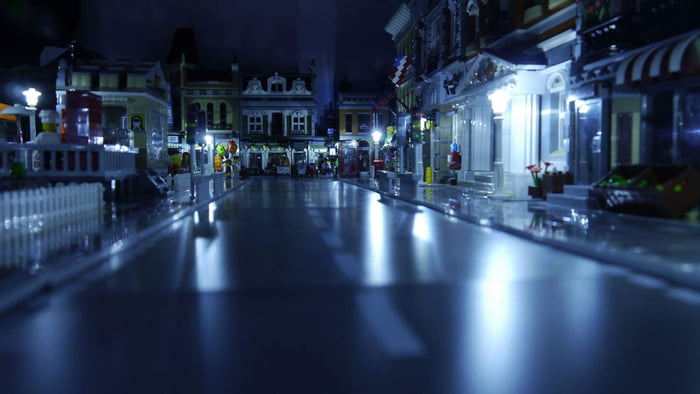 It’s a quiet night in Lego city - 9GAG