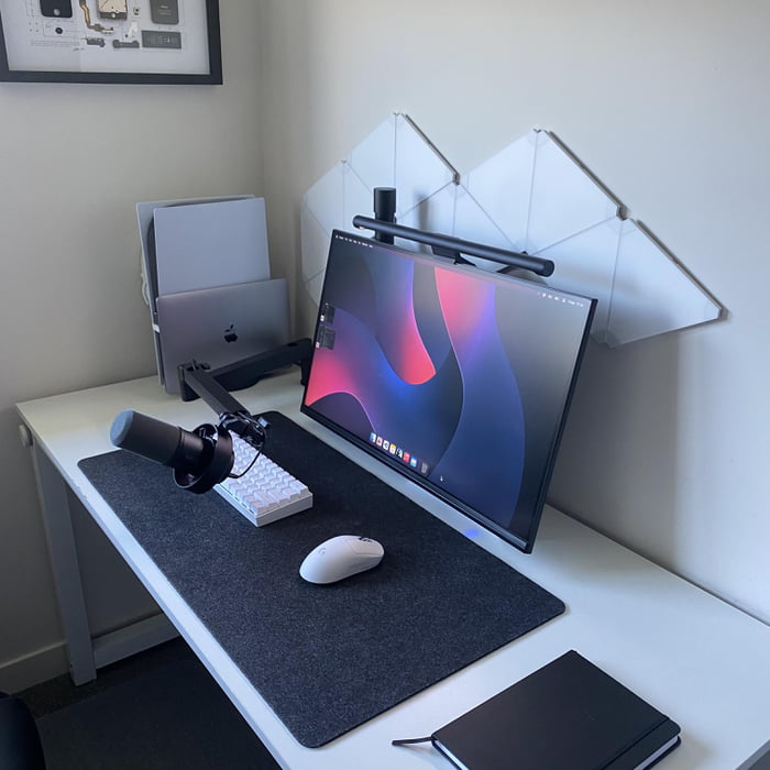 Minimal Gaming & Productivity setup - Thoughts? - 9GAG