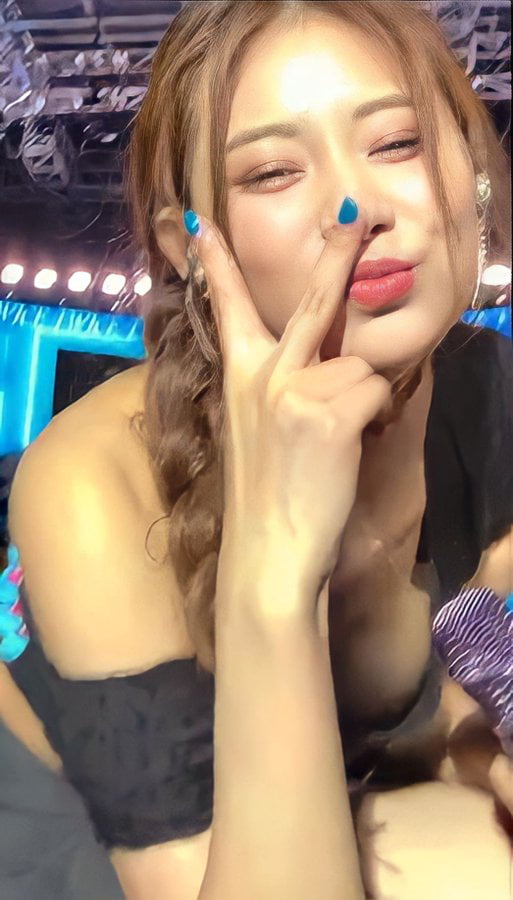 Just a picture, keep scrolling - 9GAG