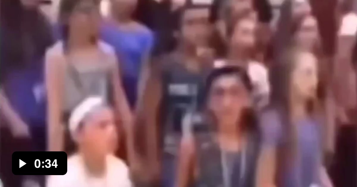 Super Ultra Mega Cringe - 9GAG