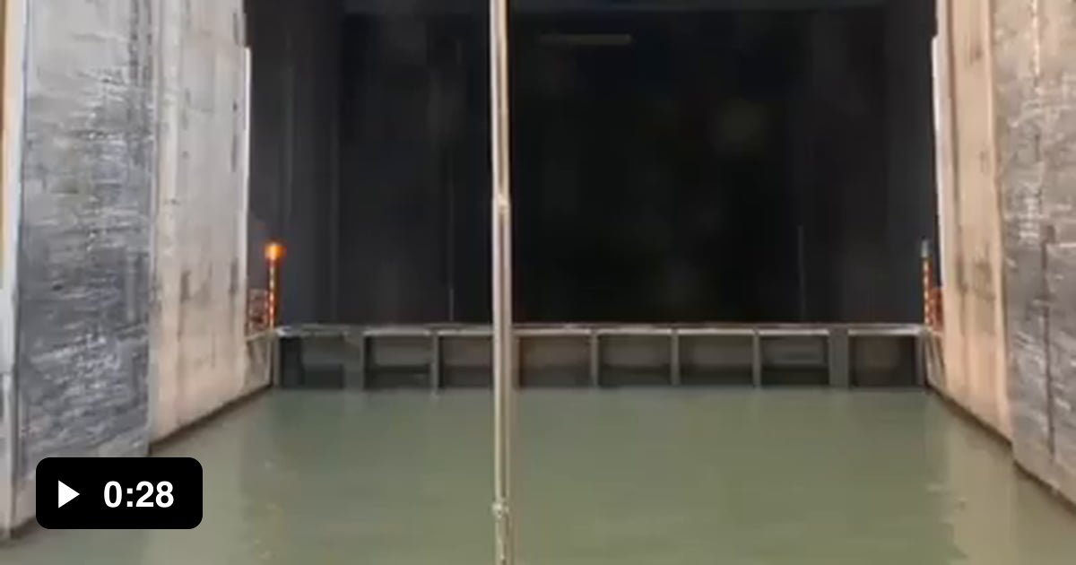 A huge ship elevator at a dammed river - 9GAG