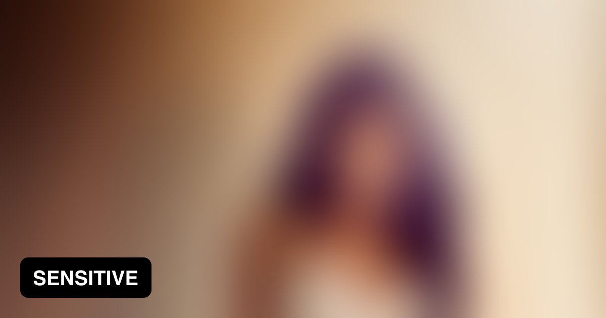 Nelly karpova - 9GAG