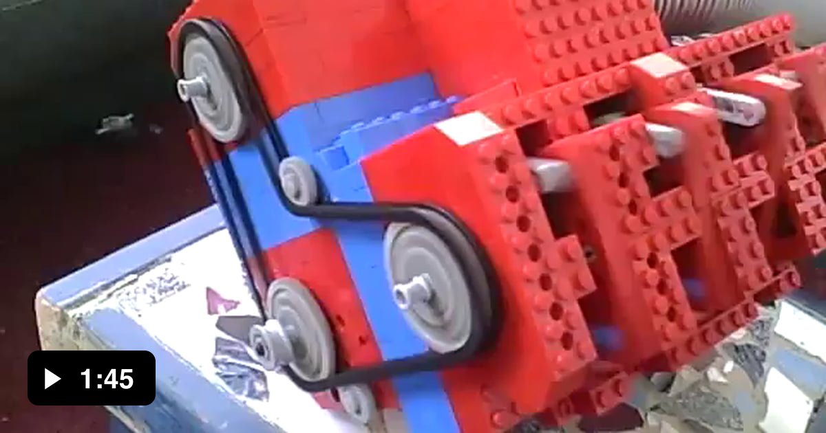Man builds v8 engine from lego - 9GAG