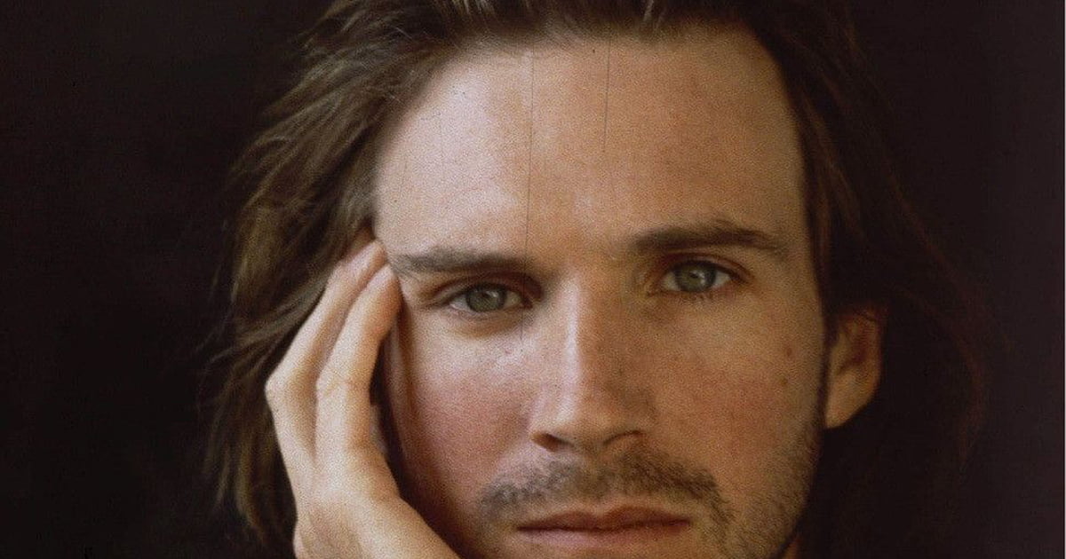 Ralph Fiennes - 9GAG