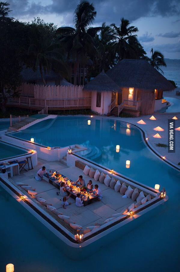 Having dinner surrounded by a swimming pool - 9GAG
