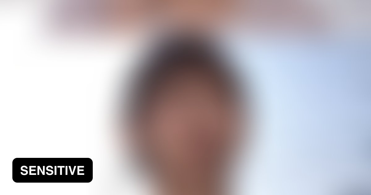 Yes, she does..... - 9GAG