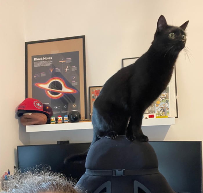 This is a long void - 9GAG