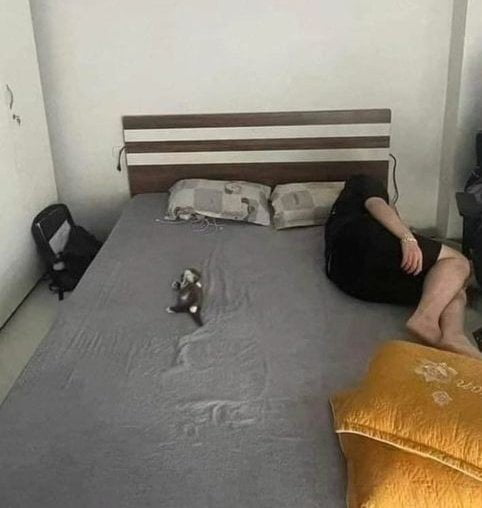 My side vs her side of the bed - 9GAG