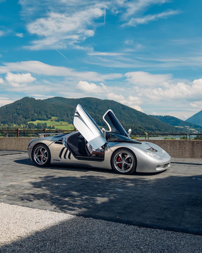 Lotec Sirius 1200hp - 9GAG