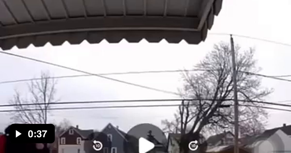 They left a message to let them know their extension cable was on fire ...