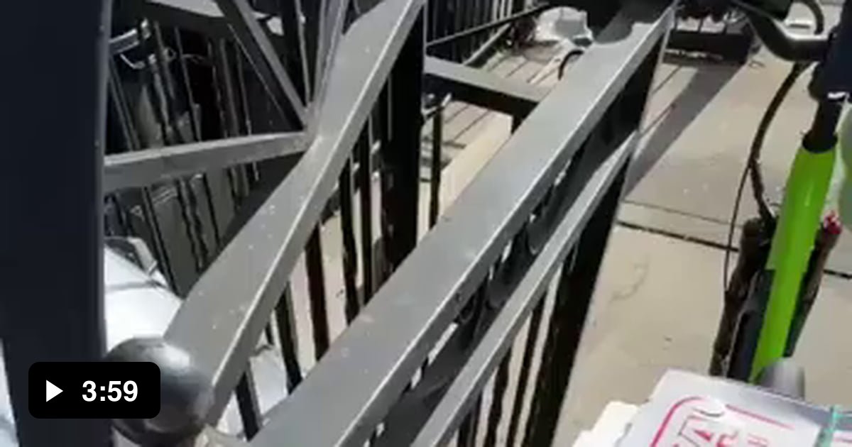 Blocking traffic to harass and intimidate the delivery man - 9GAG