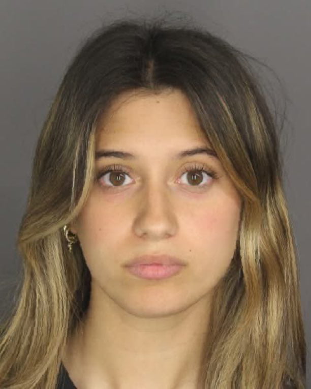 DISGUSTING! 22-year-old New York school employee Anamaria Milazzo ...