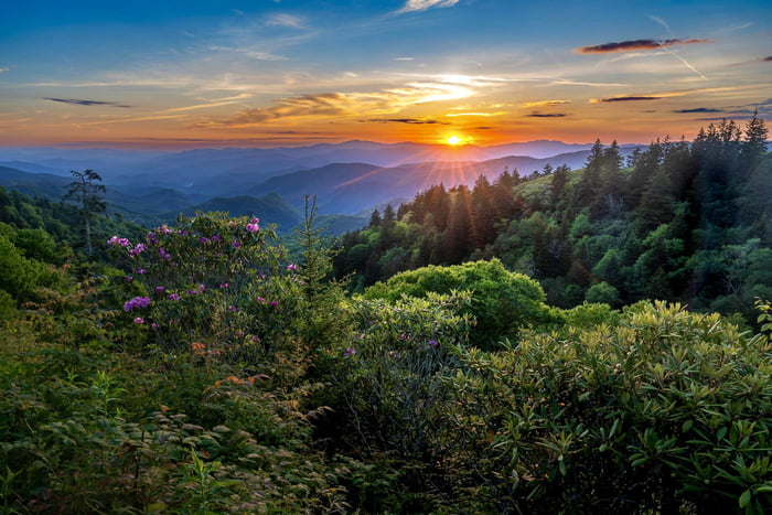 High Country sunrise! Captured from the Woolyback Overlook on the Blue ...