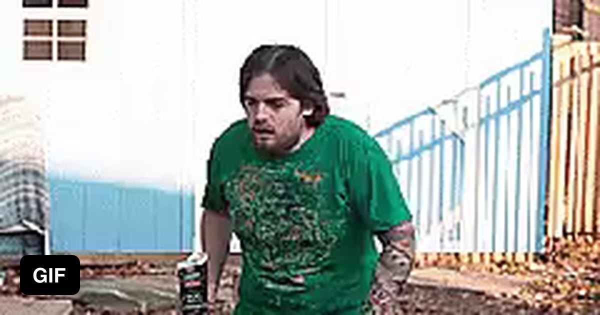 Hit me with your best GIF - 9GAG