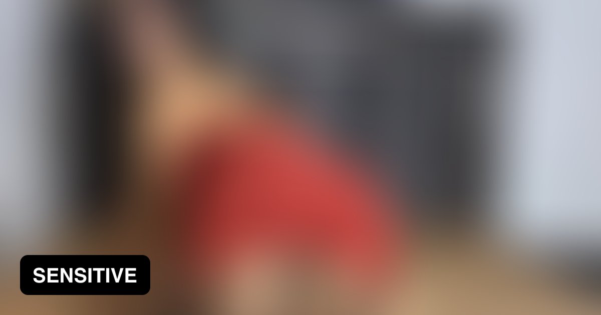 It is too tight - 9GAG