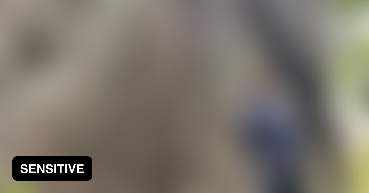 Saving your friend from a nasty fall - 9GAG