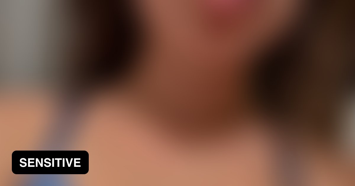 Plumpy MILF tits - 9GAG