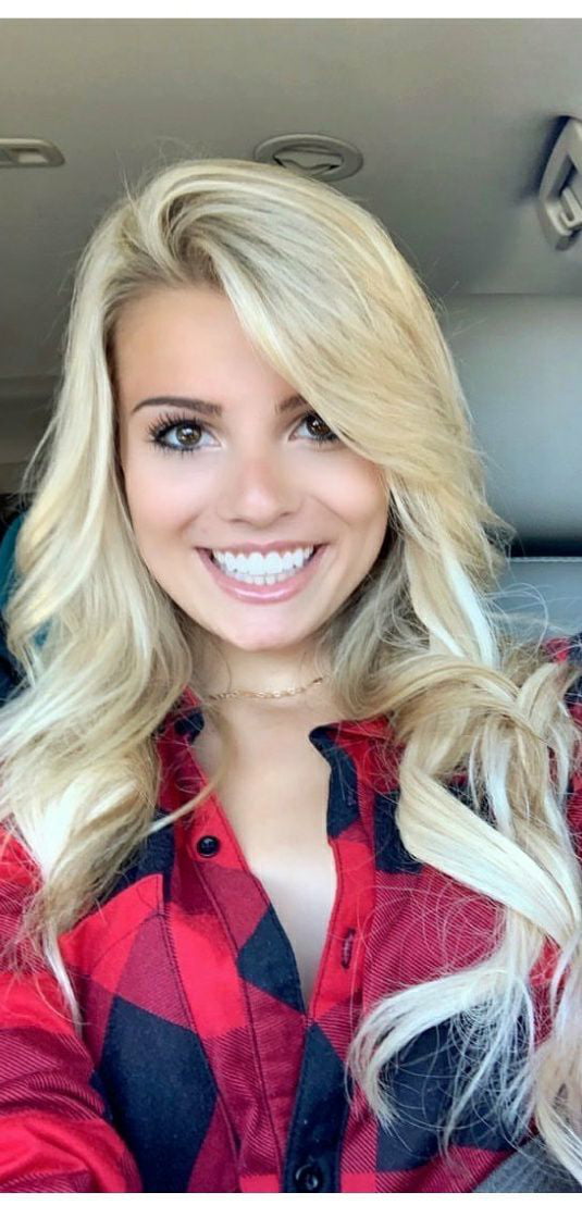 Kila Johnson's gorgeous smile - 9GAG