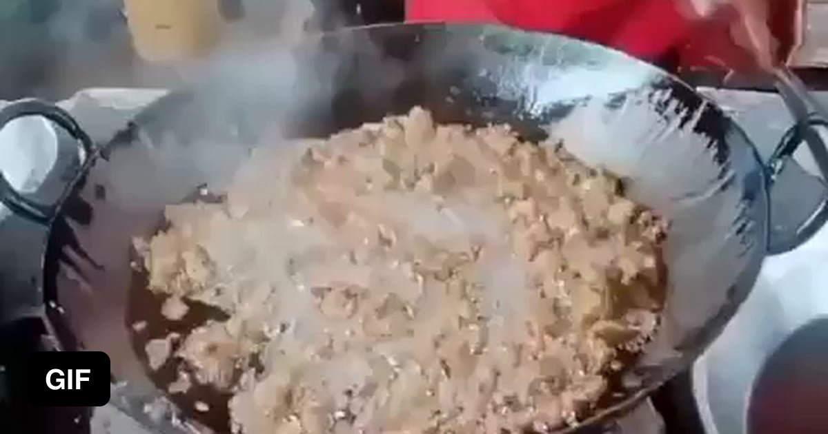 Red Apron equiped: 100% resistance to heat - 9GAG