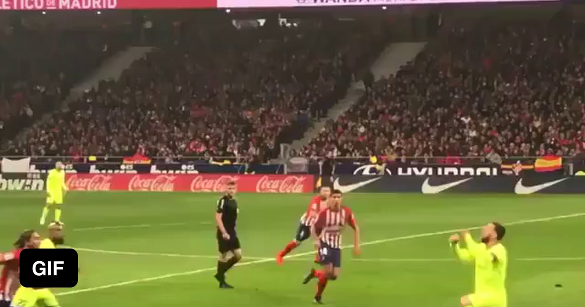 Even football haters may understand how beautiful this is - 9GAG