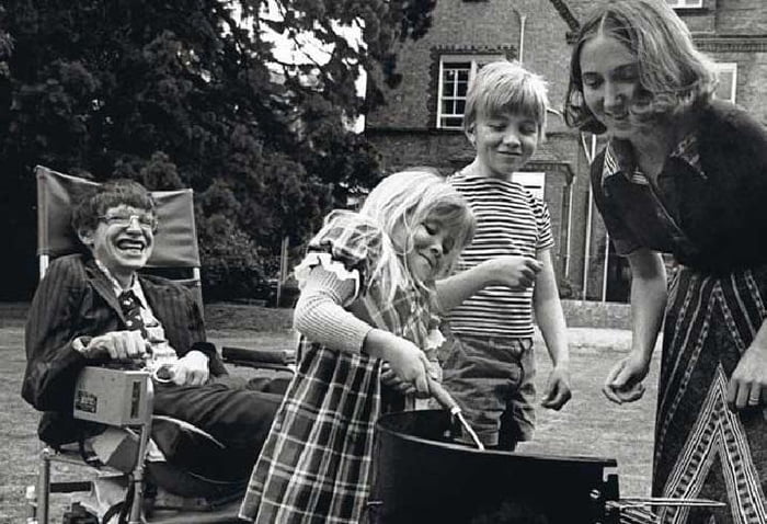 Stephen Hawking and his 3 kids, lucy,robert and timothy having a ...