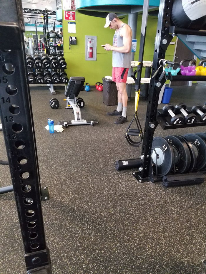 Don't forget leg day - 9GAG