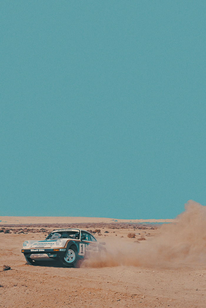 Another great phone wallpaper now without watermark - 9GAG