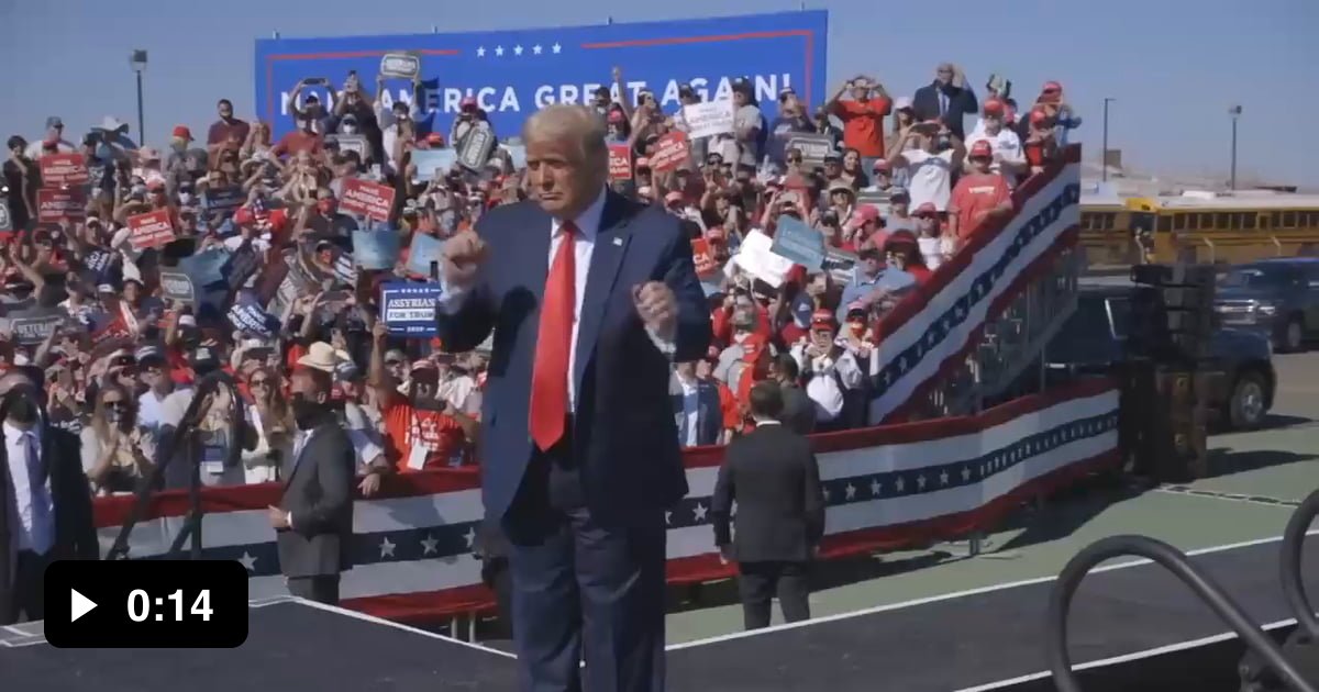 Trump demonstrating middle out compression algorithm. - 9GAG