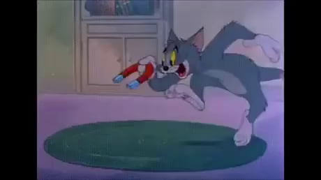 Tom’s magnet trick - 9GAG