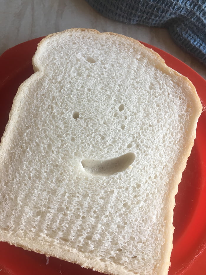 This slice of bread. - 9GAG