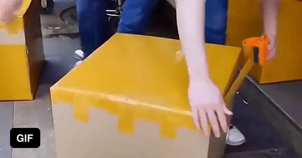 Sealing a Box with Packing Tape - 9GAG