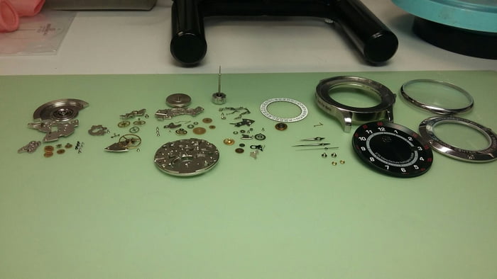 No Bananas in workshop. - 9GAG