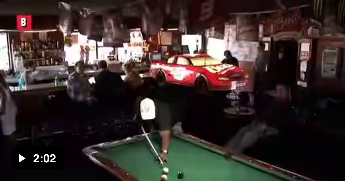 Little bar fight - 9GAG