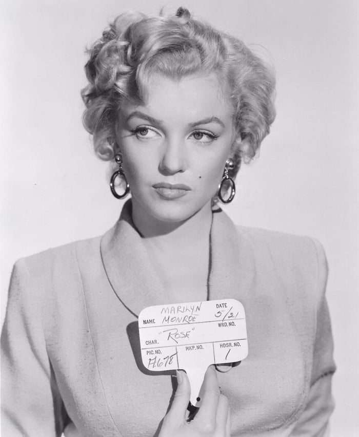 Marilyn Monroe in a hair and makeup test for Niagara (1953) - 9GAG