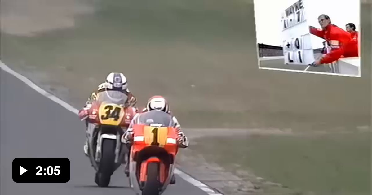 The 500cc two stroke were more exciting than motogp - 9GAG