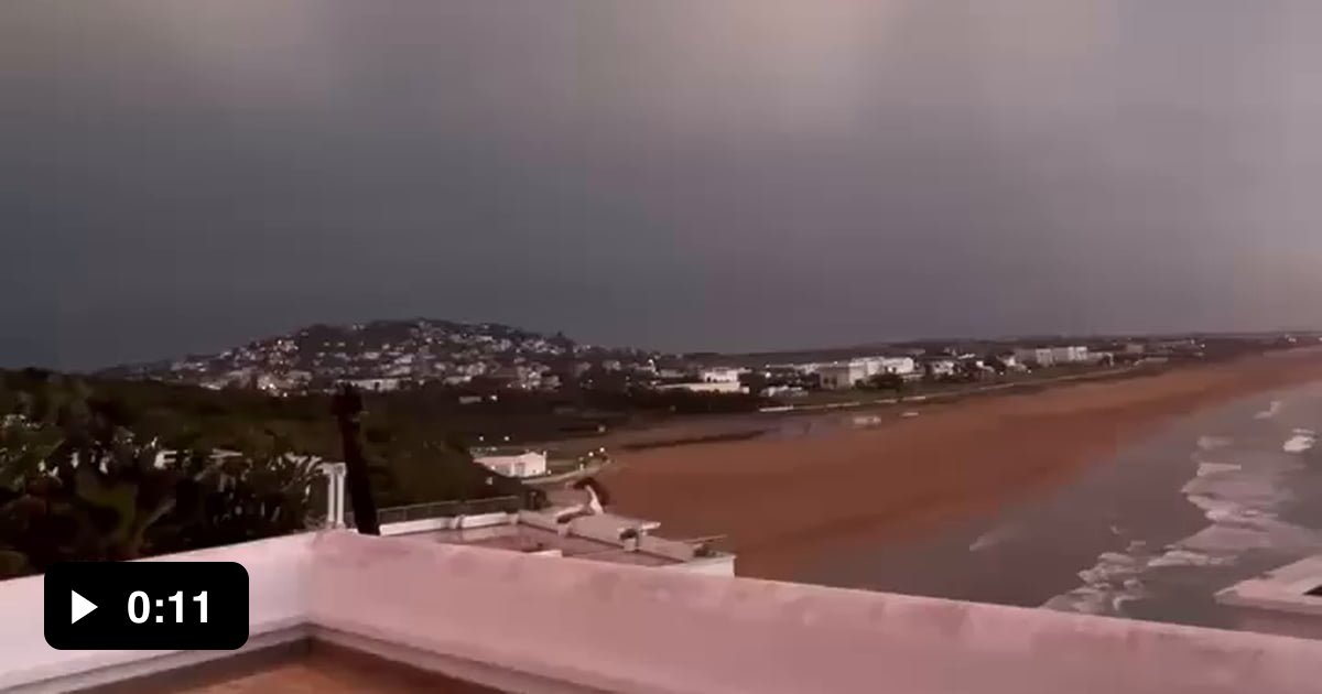 Two different side of the same sky - 9GAG