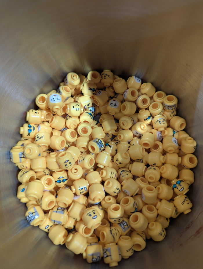 A bucket full of possibilities, or maybe just a lot of tiny heads. - 9GAG