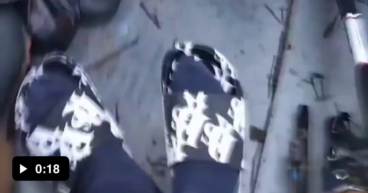 Using an electric fly swatter will give you fusion energy - 9GAG