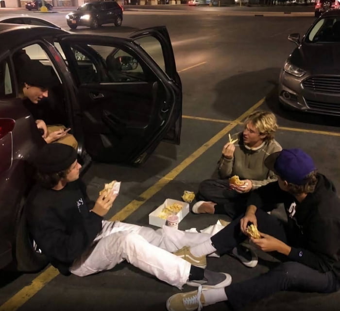 These moments just stopped one day - 9GAG