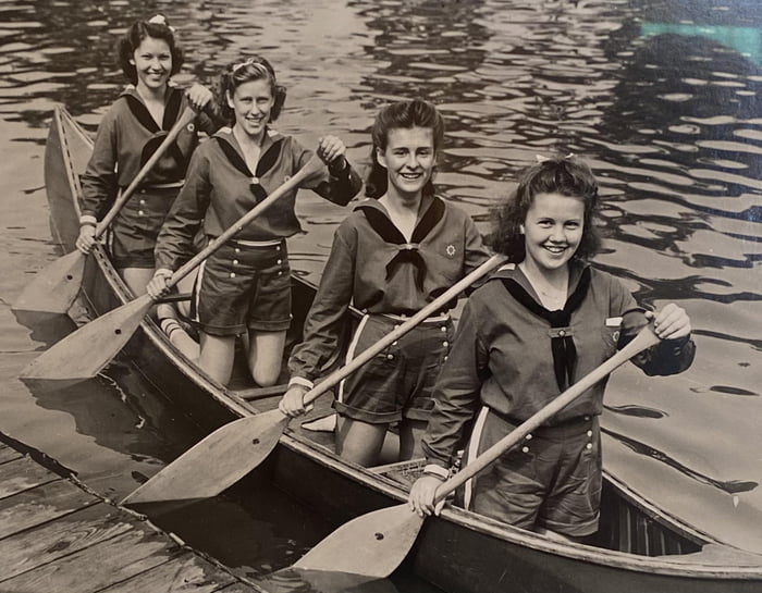 Grandma and her Girl Scout troop, 1930s - 9GAG