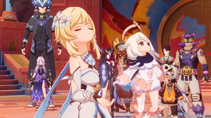 Why is the guy in the back so big!? - 9GAG