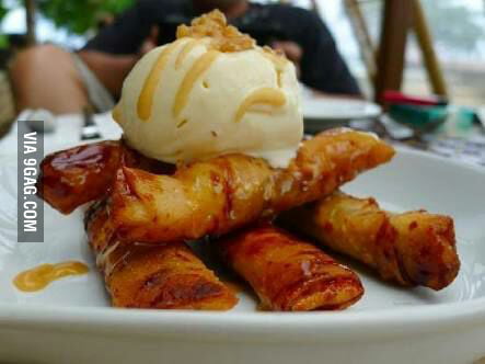 Turon with Ice Cream, a simple and popular dessert from the Philippines ...