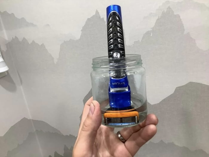 Been using Carburator Alcohol on my razorblade after shaving - first ...