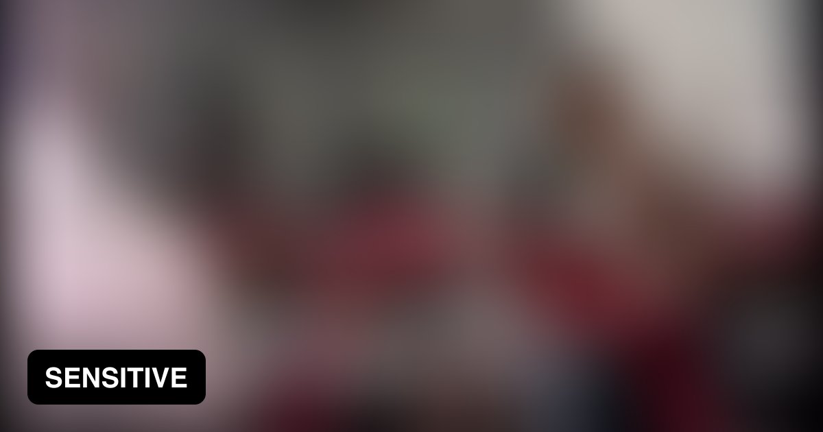 Boxer taken into hospital after fighting invisible opponent - 9GAG