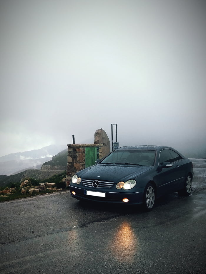 1904m altitude. Baros Pass. Highest paved road in Greece. - 9GAG