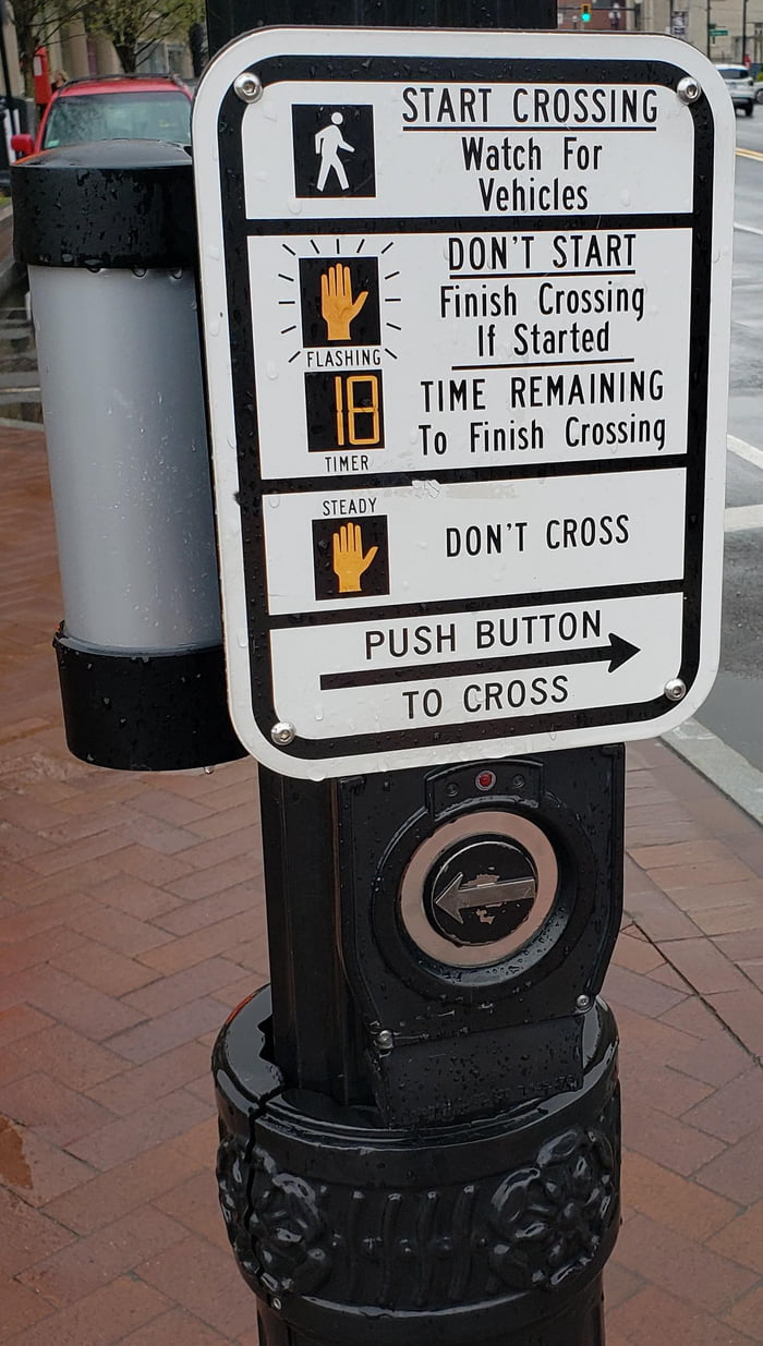 Push button to cross....which way? - 9GAG