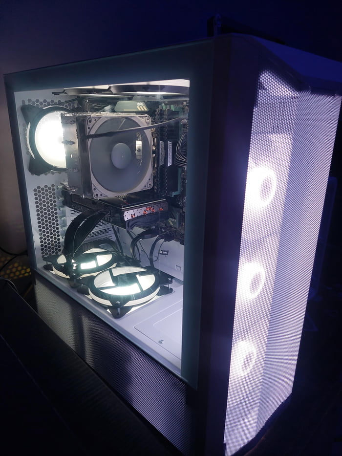 This case is fricken awesome! lian li mesh 2, Frankenstein has evolved ...