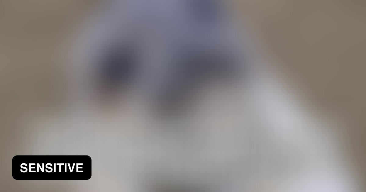 Need to merge girl section to nsfw - 9GAG