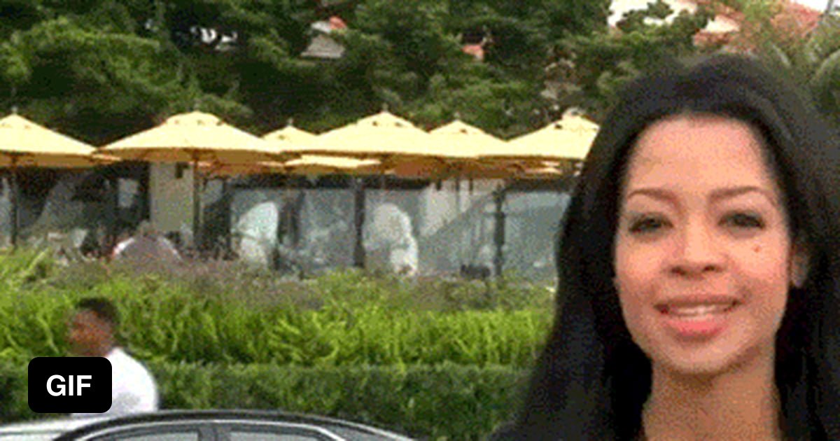 He changed colours - 9GAG